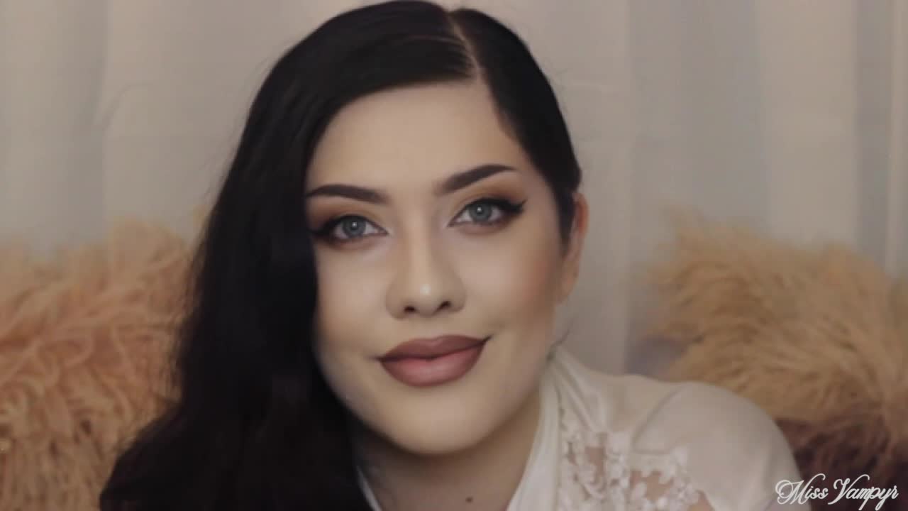Miss V Pictures And Videos And Similar Of 854953 Iwantclips Profile Erothots